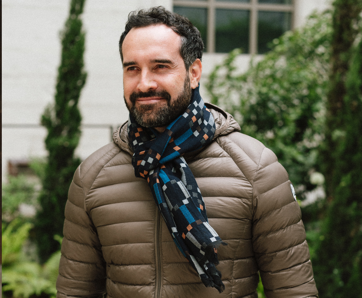 Comment porter un chèche pour homme ? – La fabrique d'écharpe